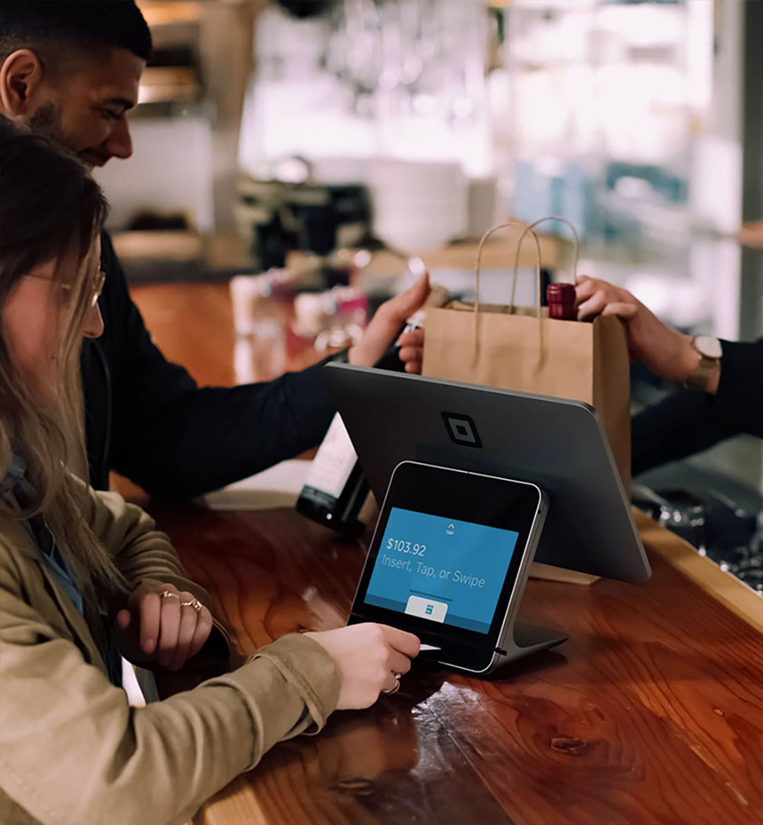 Fintech Challenges & Solutions: 8 Key Insights